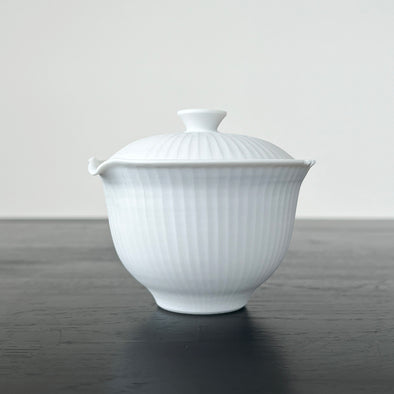 Teapots and Pitchers – Tea Dealers